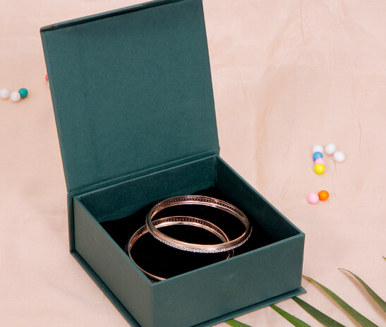 Dibiaa || Flap Magnetic Bangle Box – Black