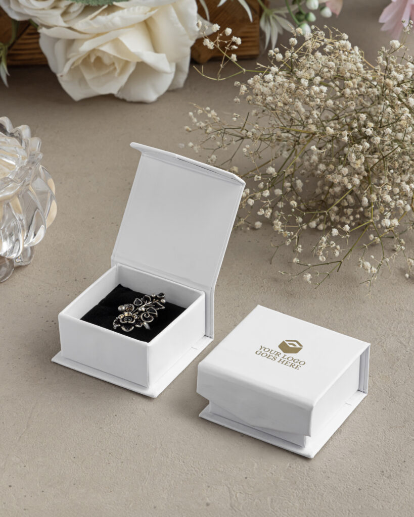 Magnetic Flap Box – Dibiaa